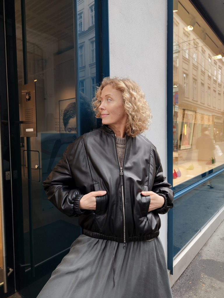 MIMI Jacket Lamb Nappa Dragon – Birdie Vienna Online Shop